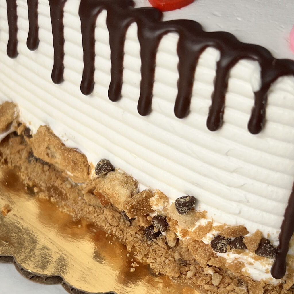 Mom’s Heart Cake – Chocolate Drip - Palermo 365 Shop