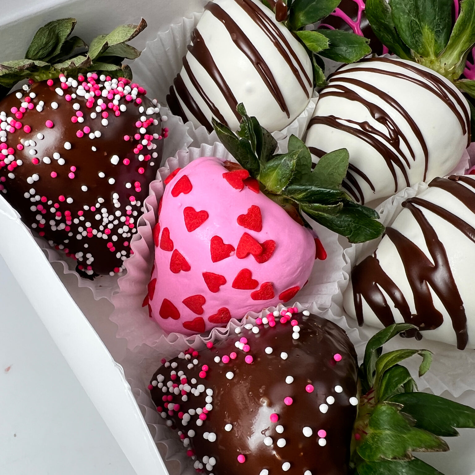 Chocolate Covered Strawberries Gift Box (Online Shop Exclusive ...
