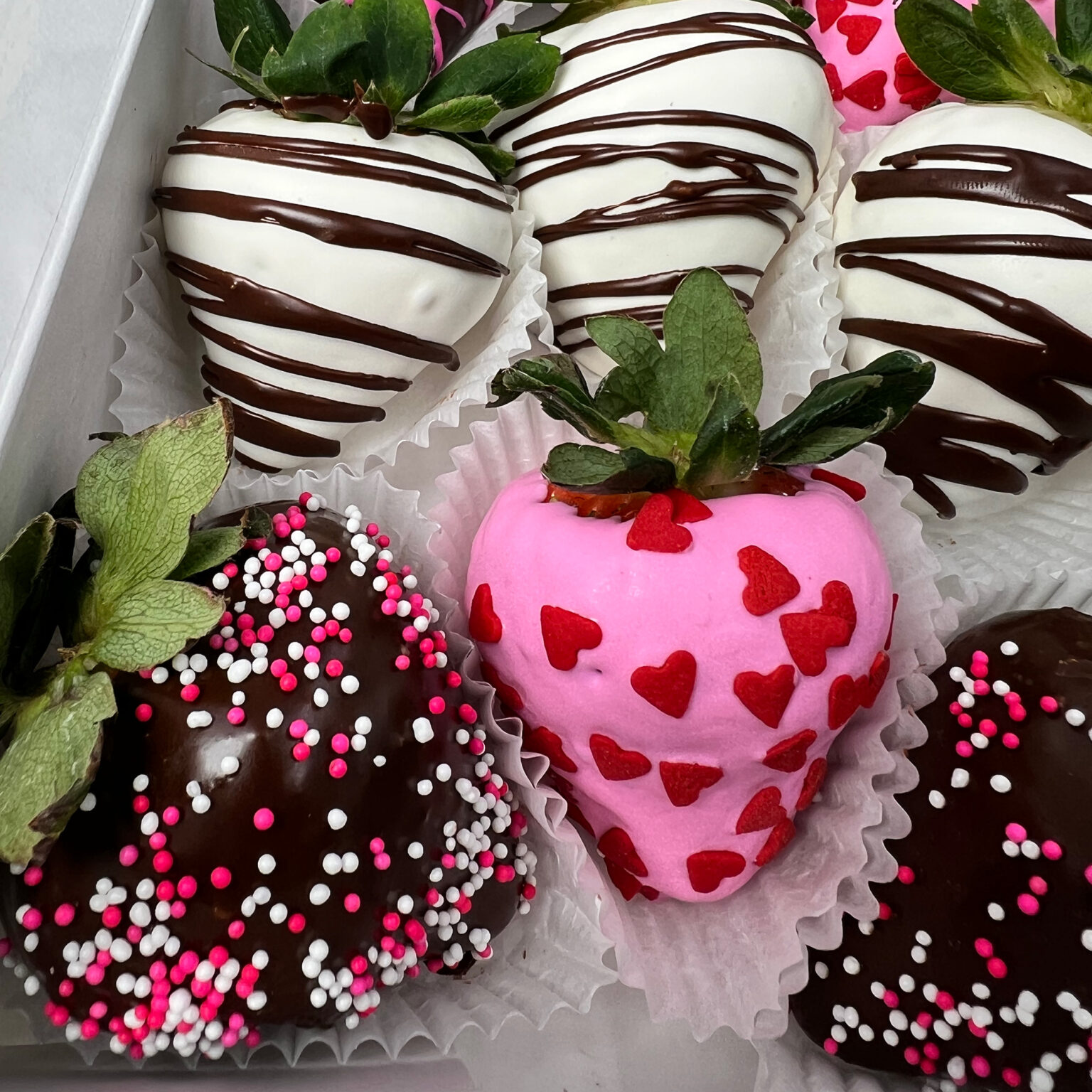 Chocolate Covered Strawberries Gift Box (Online Shop Exclusive ...